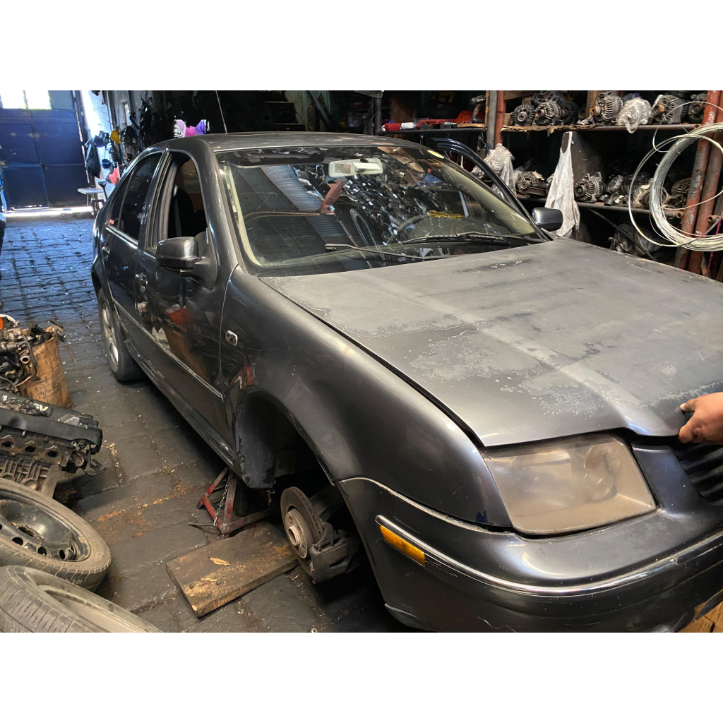 REPUESTOS USADOS PARA VOLKSWAGEN JETTA A4 MOTOR 2.0L AUTOMATICO MODELO ...